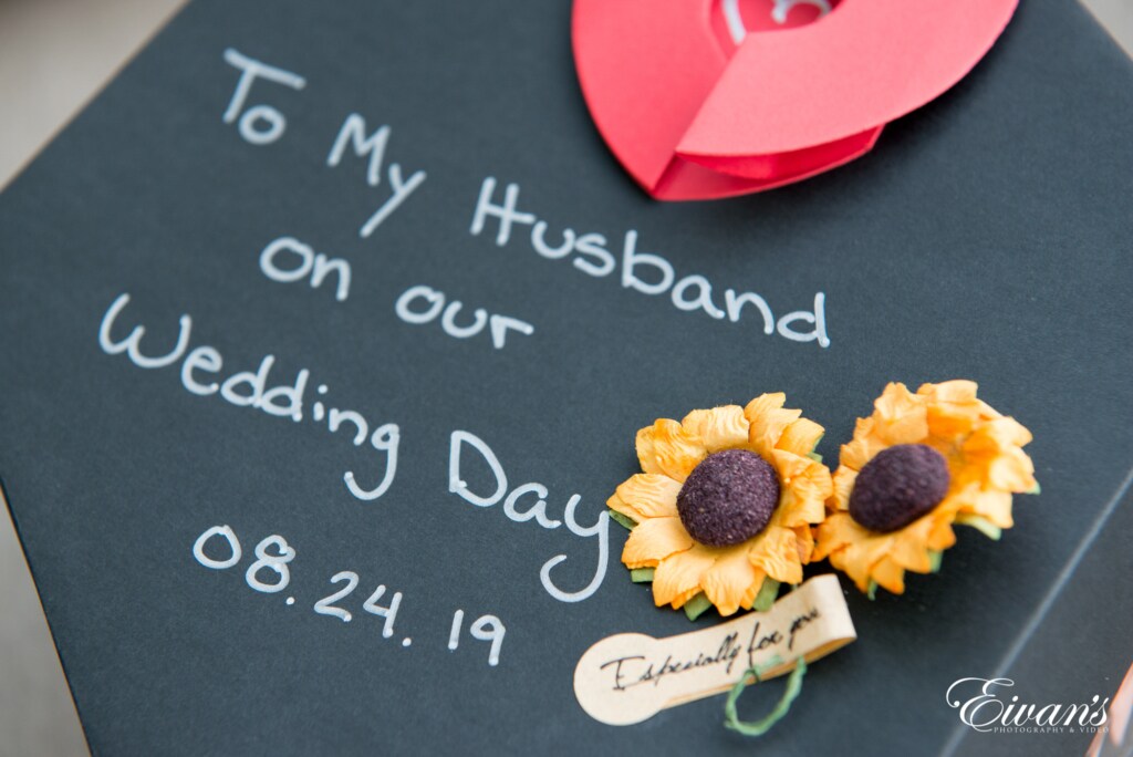 20 Unforgettable Fun Wedding Photo Ideas You'll Love