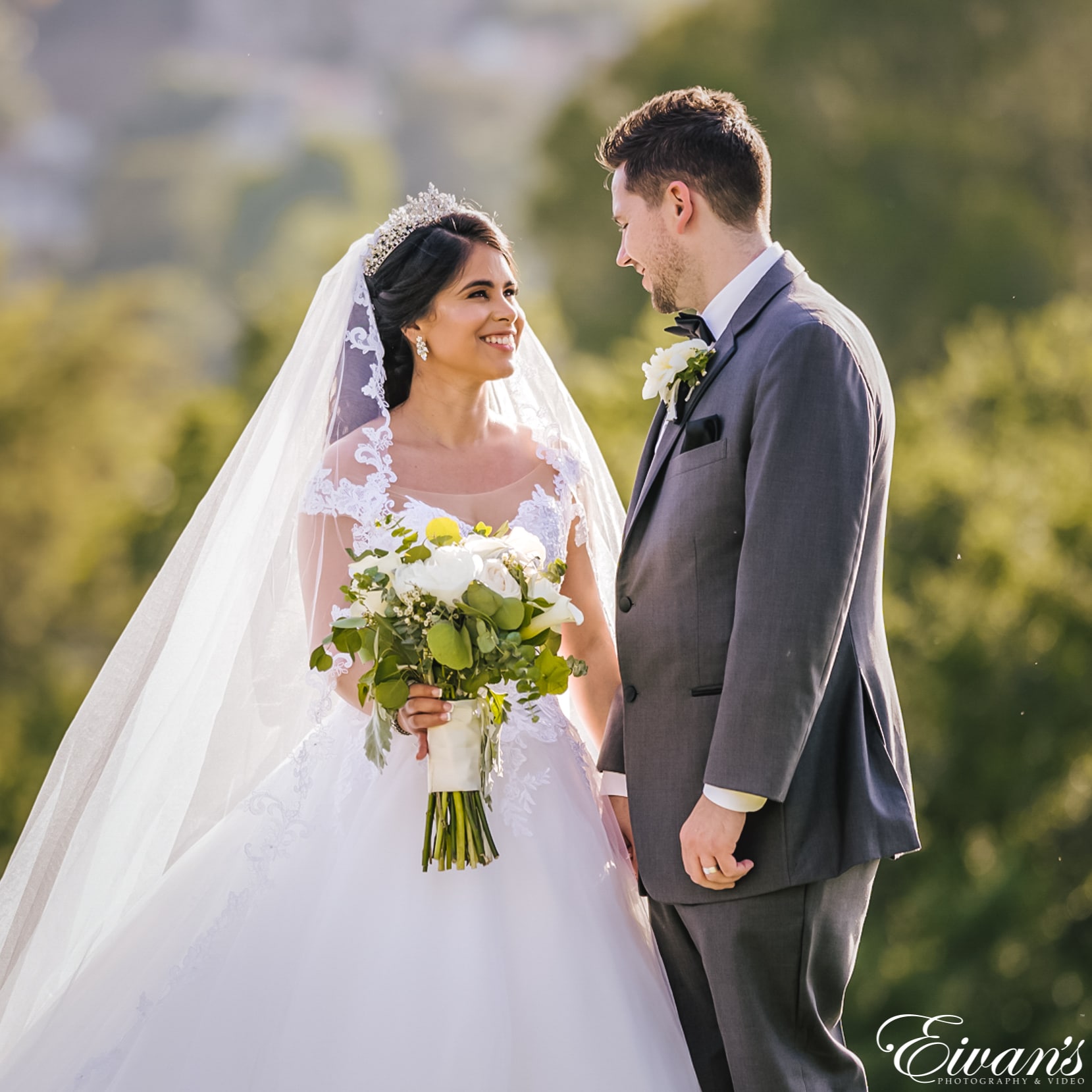 Create Your Dream Wedding Memories with These Photoshoot Ideas from Eivan's Photo and Video ...